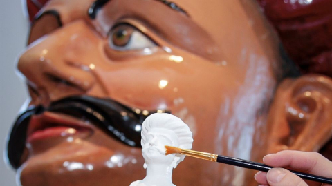 Fabulous Figureheads: Miniature-Painting Workshop | Royal Navy Museums